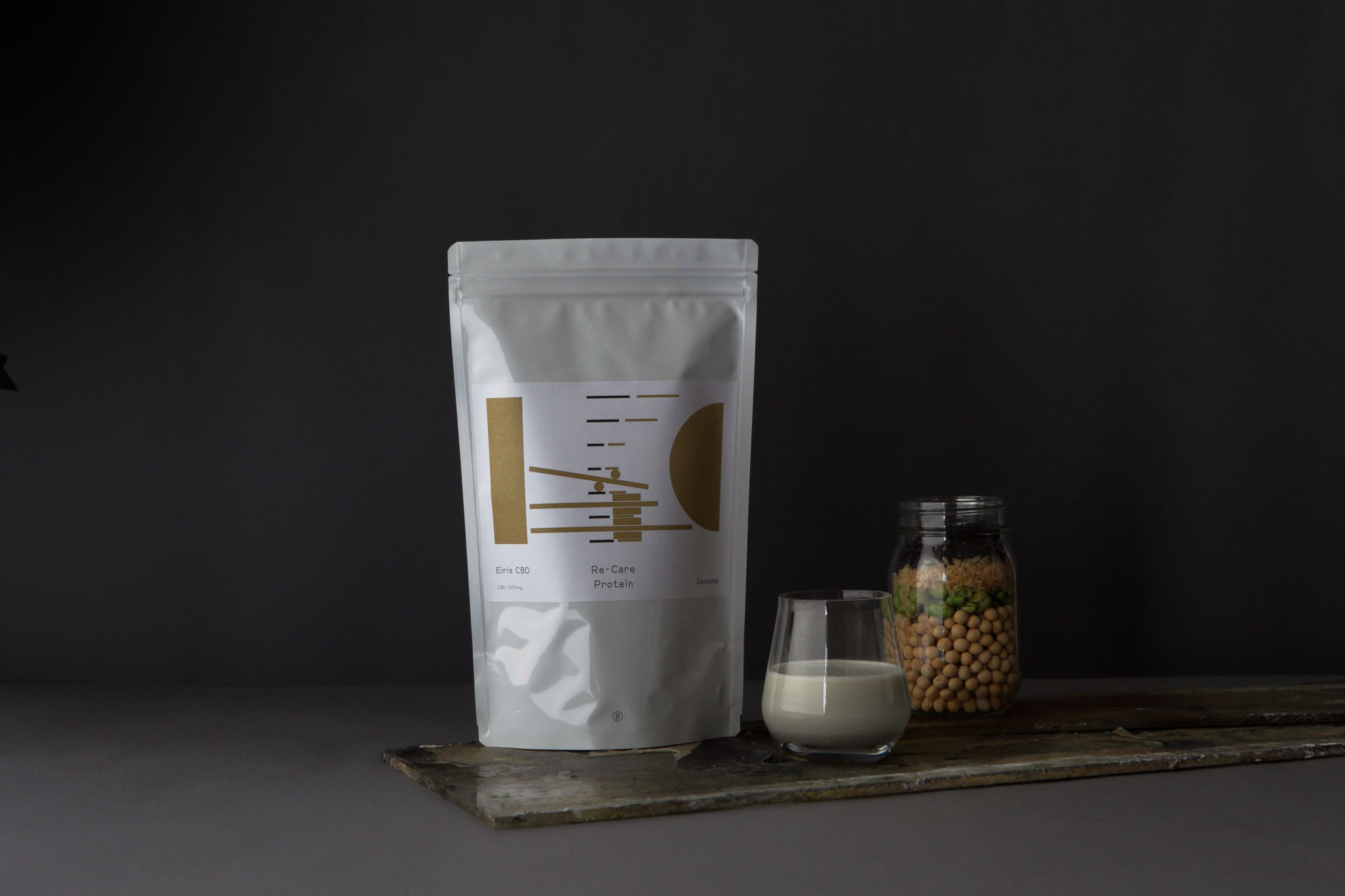 Jリーガーも愛用！体の"リカバリー"に特化したEirisプロテインの魅力とは？